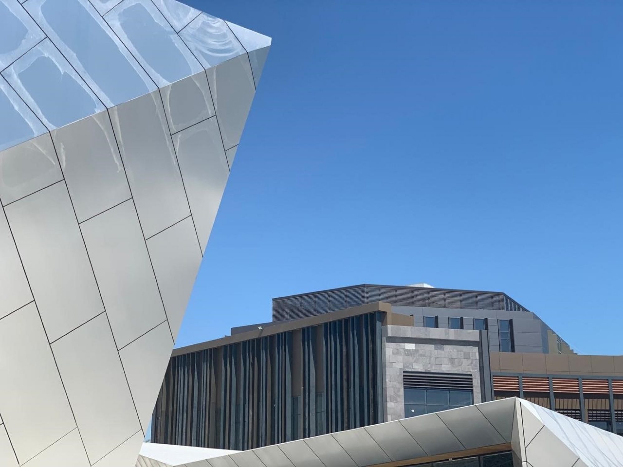 Benoy’s award-winning scheme Ajdan Walk, Saudi Arabia launches tonight ...