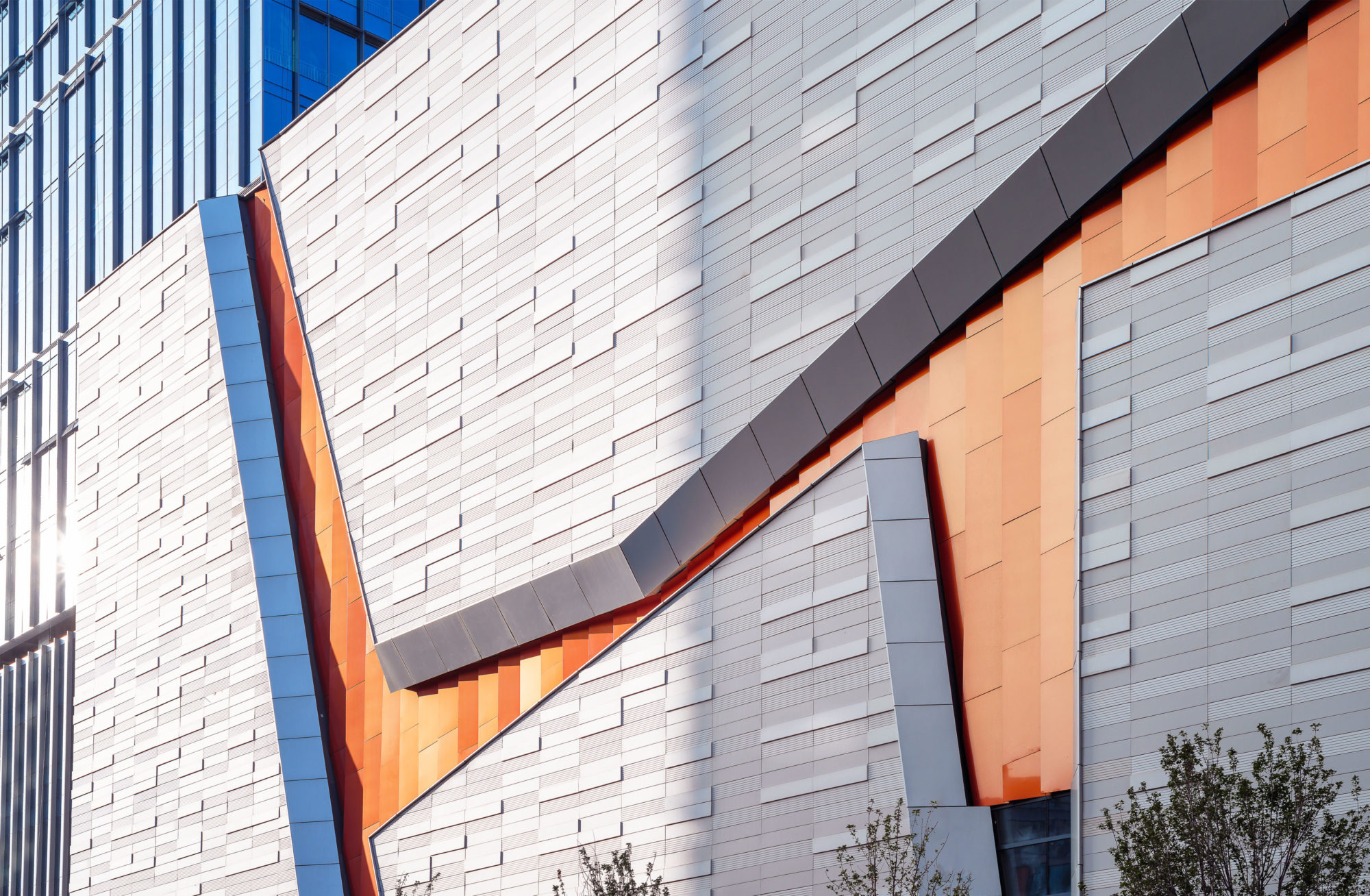 Benoy Director Qin Pang speaks at the 10th Construction and Curtain ...