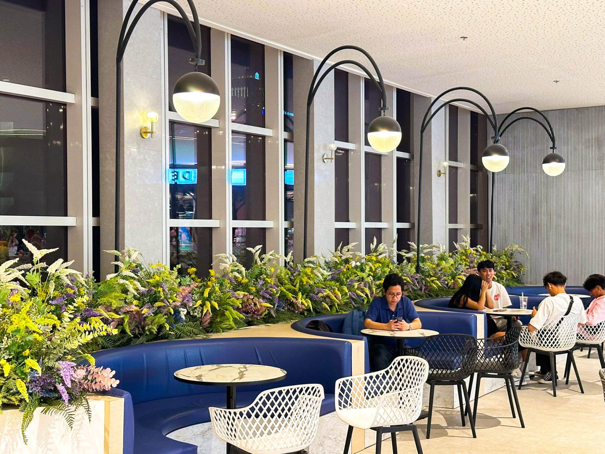 SM Aura Food on Four, Manila, Philippines | Our work | Benoy