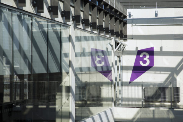 Library and Academic Building, University of Greenwich, London, UK ...